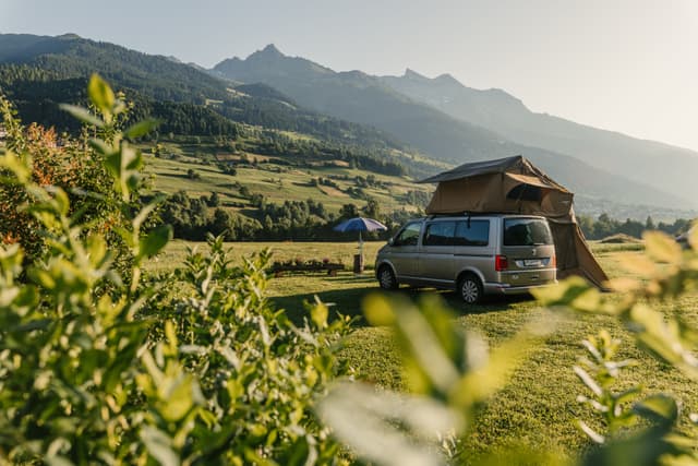 Camping in der Schweiz: Campingplatz online buchen | Nomady